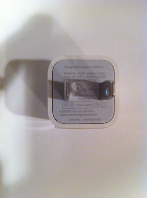 New Authentic Apple Brand Charger 5W USB Power Adapter for iPhone 4, 4S ...