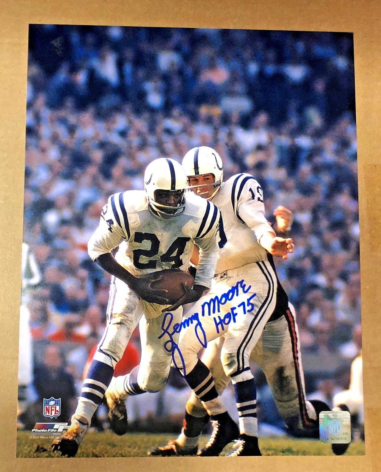 Baltimore Colts Lenny Moore Auto 11x14 Photo COA handoff from Johnny ...