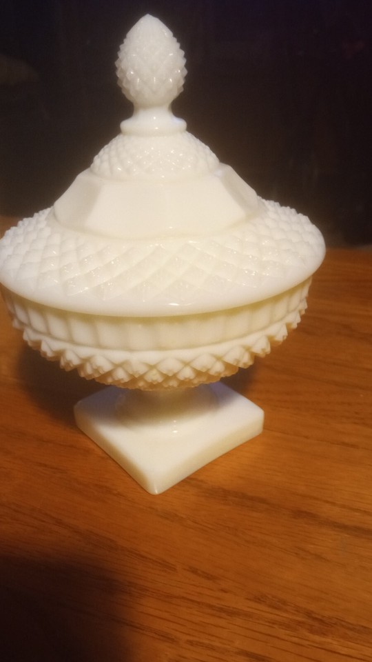 Vintage Westmoreland Milk Glass Waterford Trinket Diamond Candy Dish ...