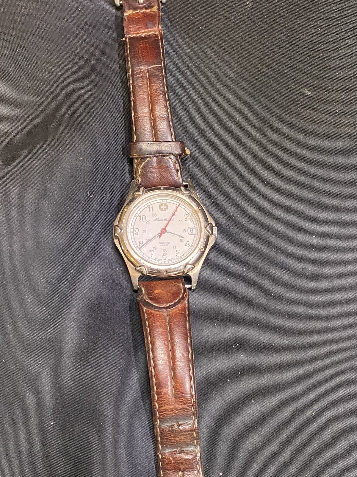 EDDIE BAUER SWISS WATCH NEEDS BATTERY MENS | eBay