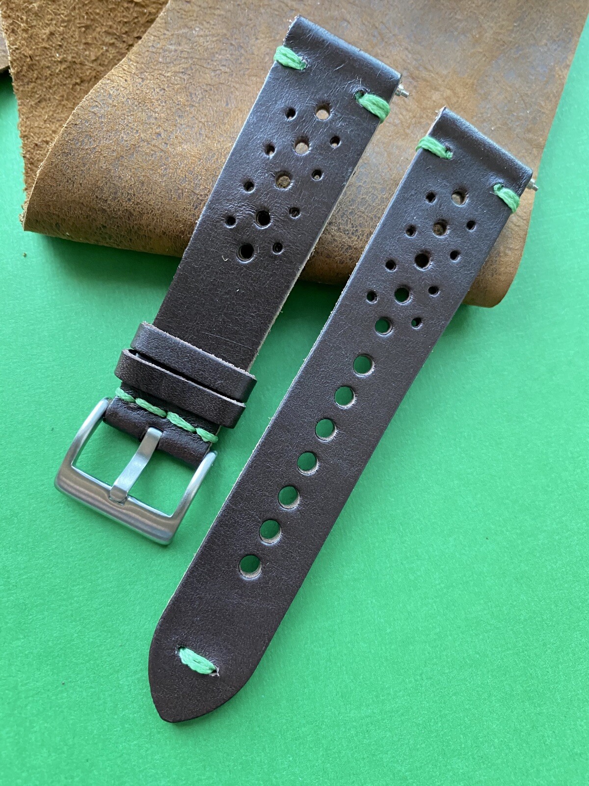 22mm DARK BROWN Vintage Leather RALLY Watch Straps GREEN stitch | eBay