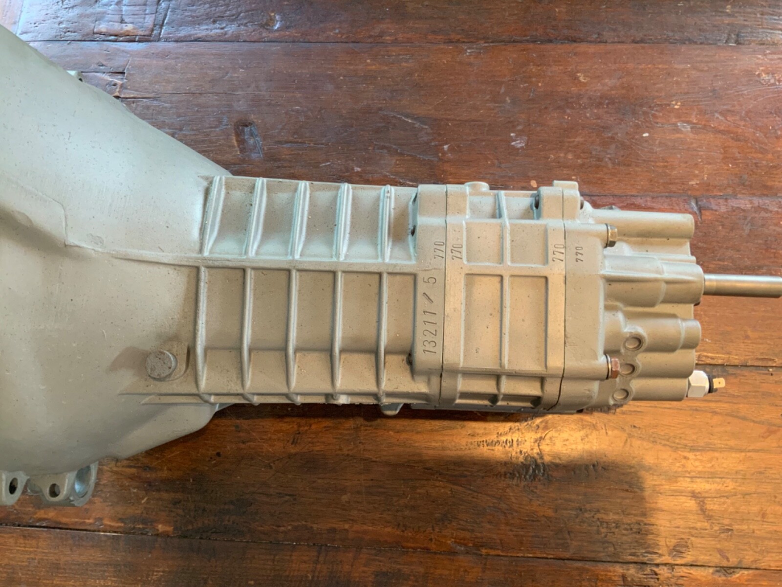BMW 02 / GETRAG 235/5 Dogleg Getriebe / General überholt / mit alle ...