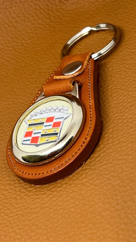 CADILLAC CREST KEYCHAIN PREMIUM LEATHER | eBay