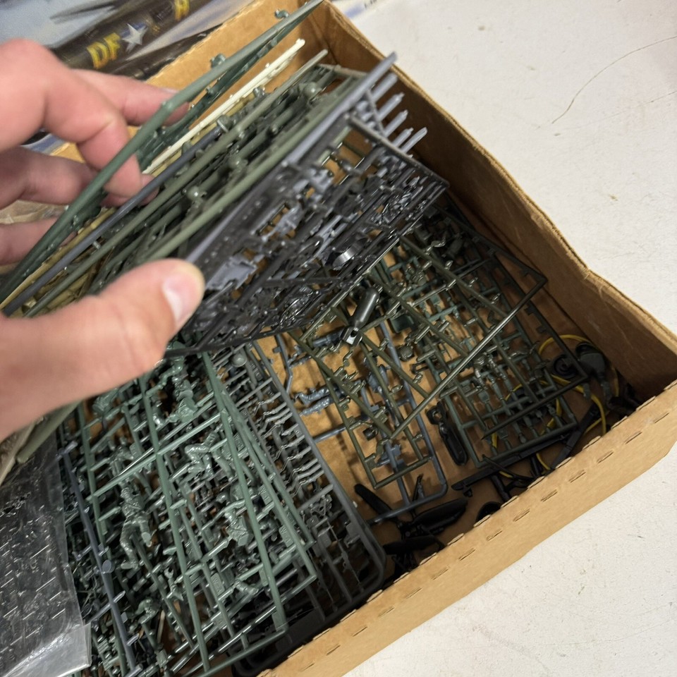 REVELL MONOGRAM B-17F Box With Jerry Can Model Parts | eBay