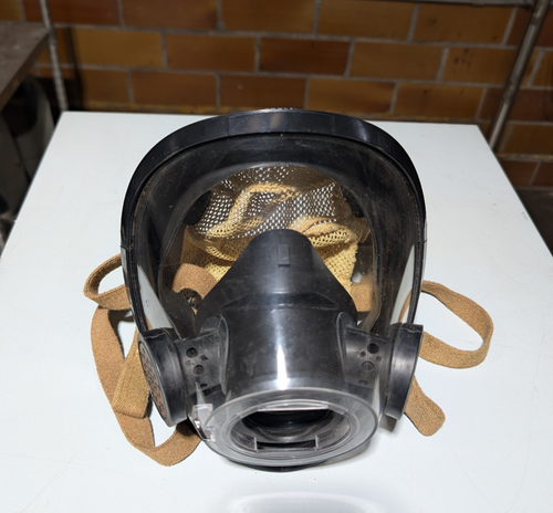Scott AV-3000 Firefighter Mask w/ Netting, Medium Size | eBay