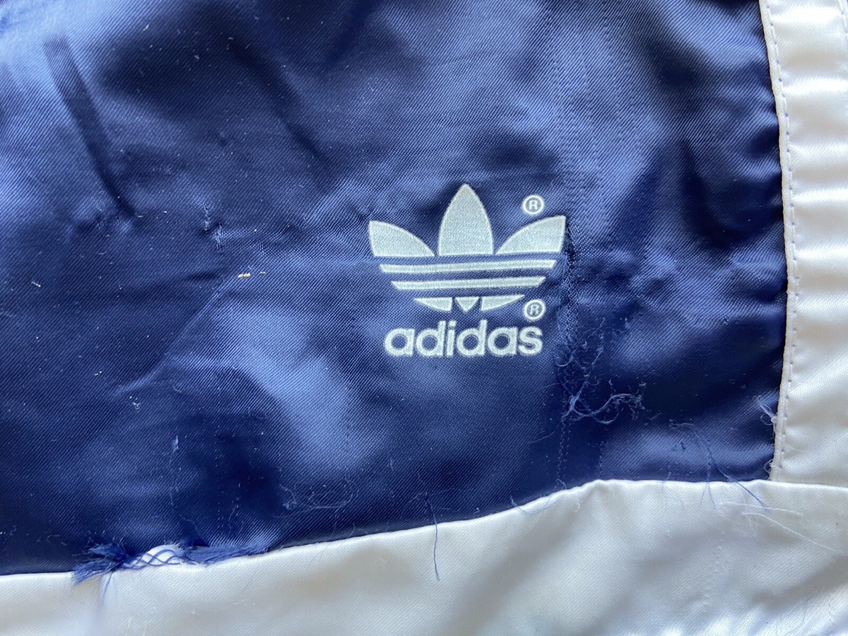 1980s 1990s ADIDAS VINTAGE SHORTS FOOTBALL SOCCER RUNNING sz 1980s 1990s ADIDAS VINTAGE SHORTS FOOTBALL SOCCER RUNNING sz