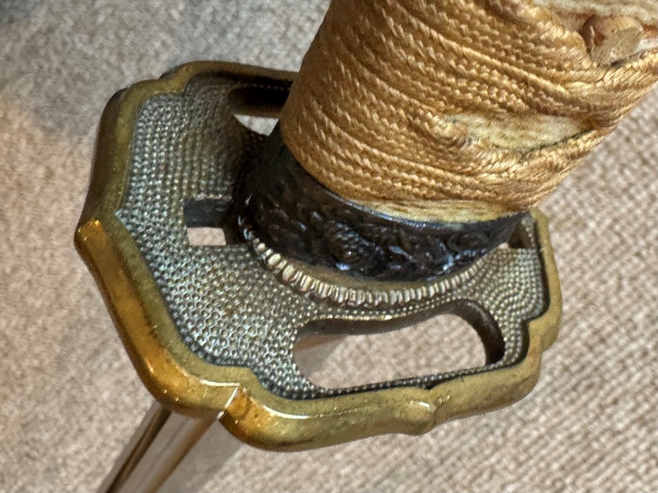 Japanese IJA WWII Type 95 NCO Shin Gunto Sword Katana with Matching ...