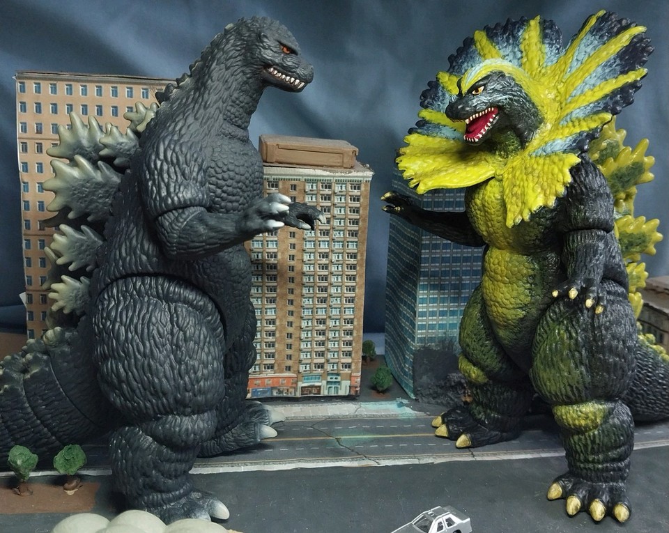 Custom Jirass 6" Vinyl Figure Godzilla '95 Repaint Bandai Ultraman ...