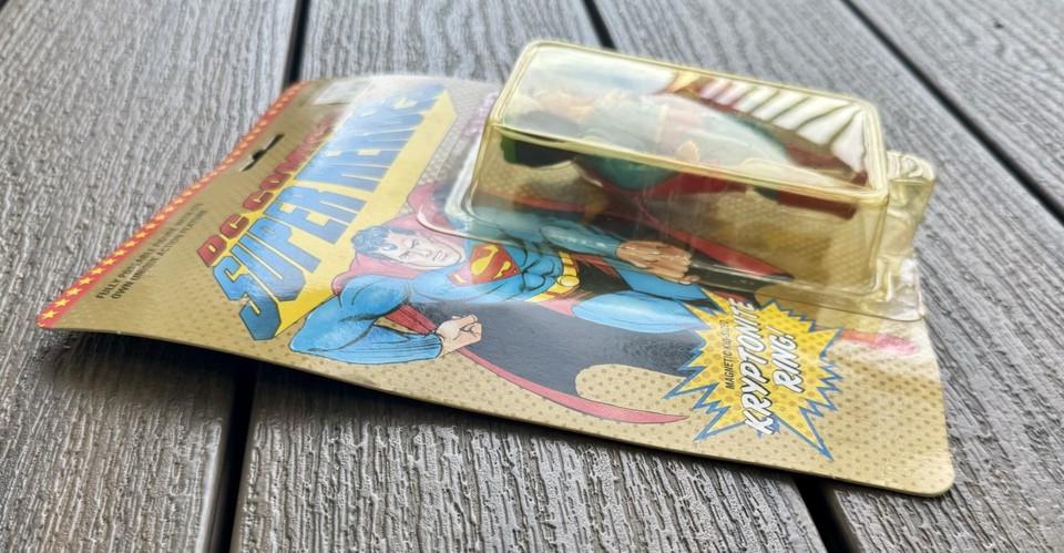 Vtg 1989 Toy Biz SUPERMAN w/ Kryptonite RING Action Figure MOC DC ...