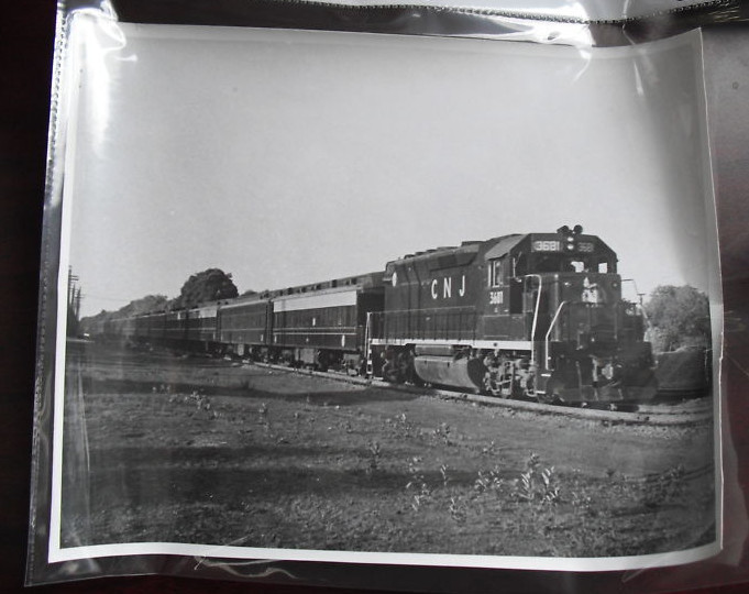 Vintage Train Photograph CNJ Locomotive and Freight Cars | eBay