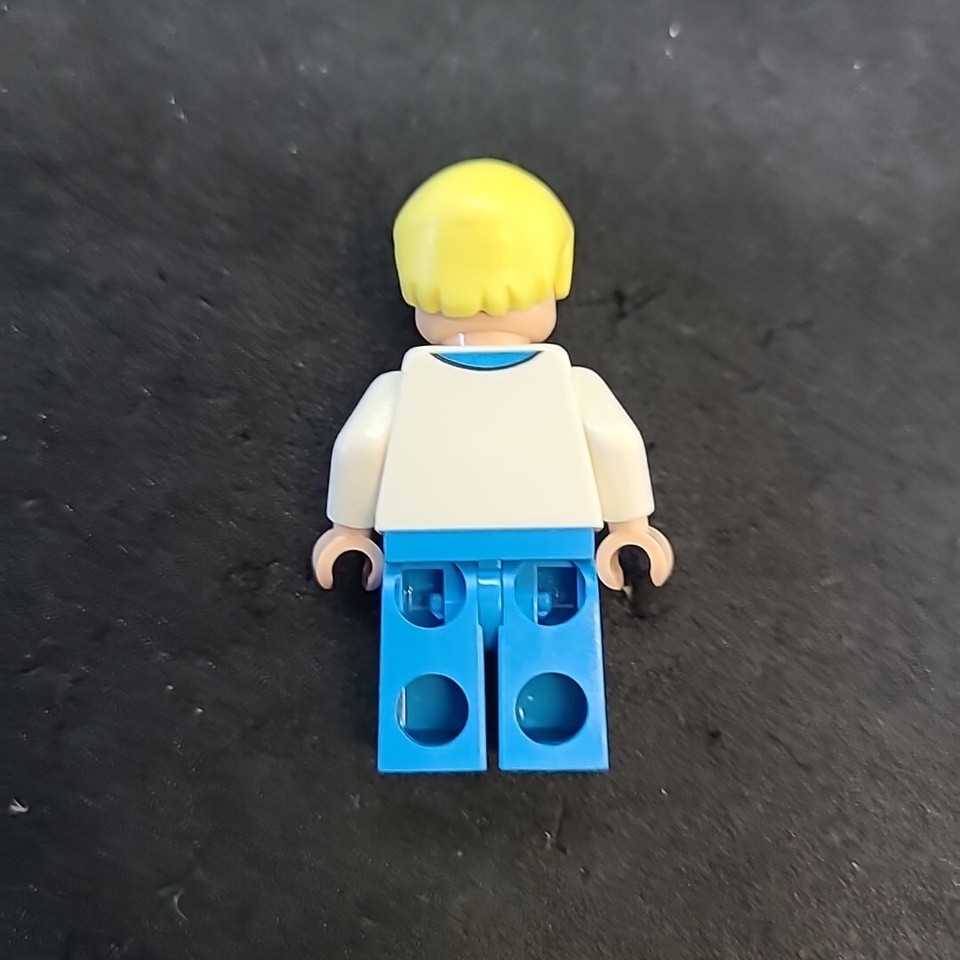 Lego Fred Jones Minifigure 75902 scd008 | eBay