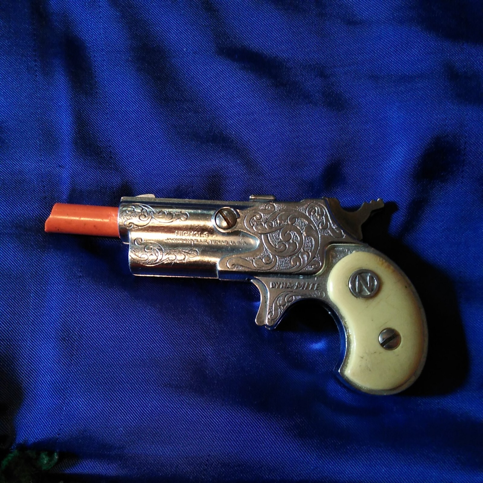 VINTAGE NICHOLS DYNA-MITE MINI TOY CAP GUN DERRINGER JACKSONVILLE TX ...
