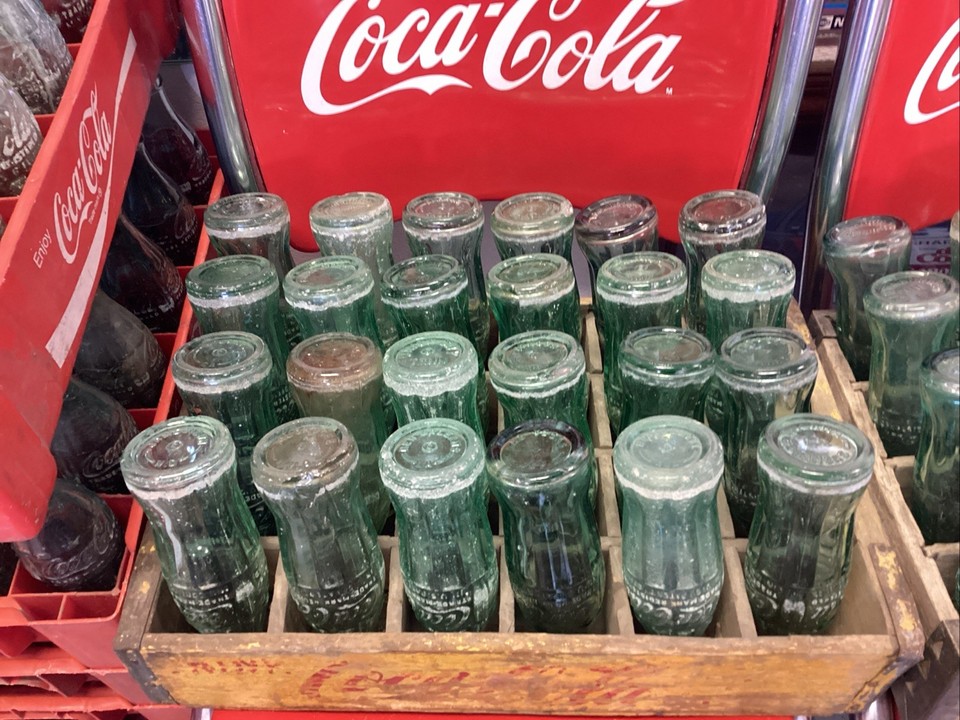 1951-‘65 Coca-Cola 24 BOTTLES US PATENT OFFICE 6oz EMBOSSED w/CRATE ...