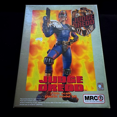 MRC 1/9 Judge Dredd Plastic Model Kit WORN BOX | eBay