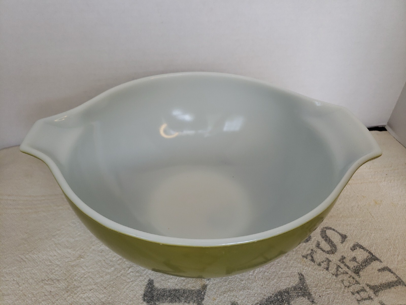 Vintage PYREX 1-1/2 Qt. Avocado Green Bowl #443 With Sunflower Lid | eBay