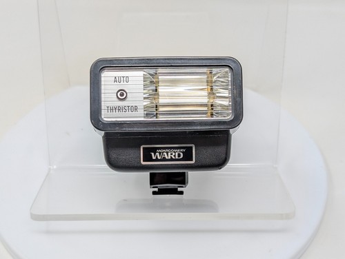 VTG Montgomery Ward EF255 Electronic Flash for 35mm SLR Cameras ...