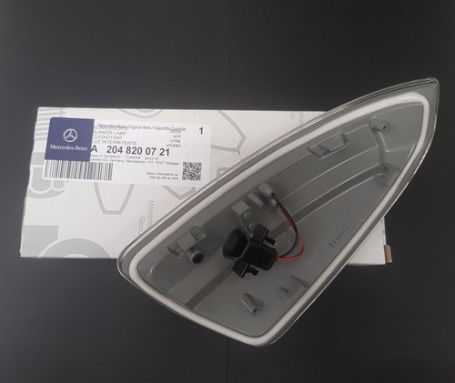 Genuine Mercedes-Benz C-Class 204 passenger side mirror indicator ...