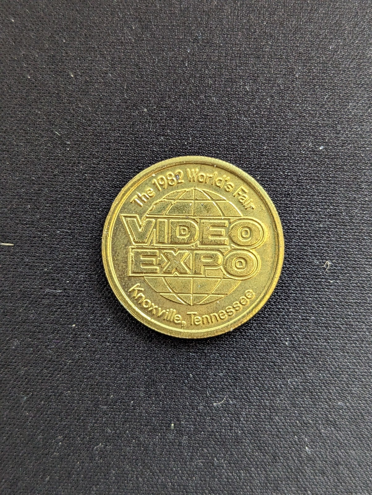 1982 Worlds Fair Expo Space Invaders&QIX Video Arcade Game Tokens ...