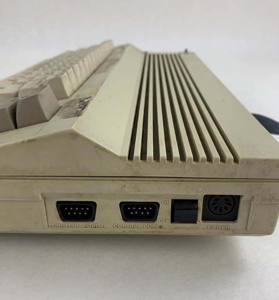 Commodore 64 64C Computer System Boots w/PSU, NKP Deluxe Keypad, and ...