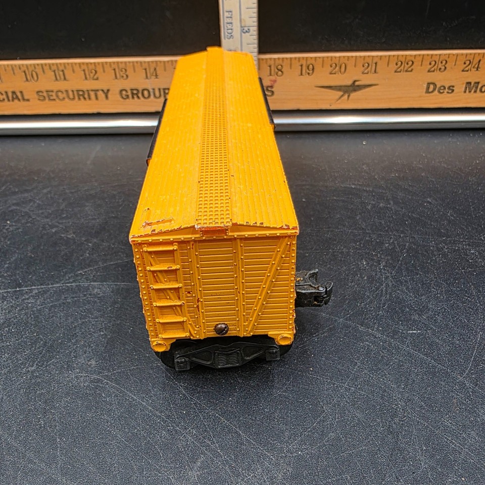 Vintage Lionel Trains Post War No. 6656 Yellow Stock Car UNTESTED | eBay