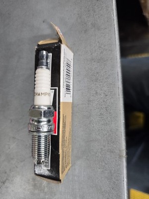 NEW PLU 810 RA8HC CHAMPION SPARK PLUG | eBay