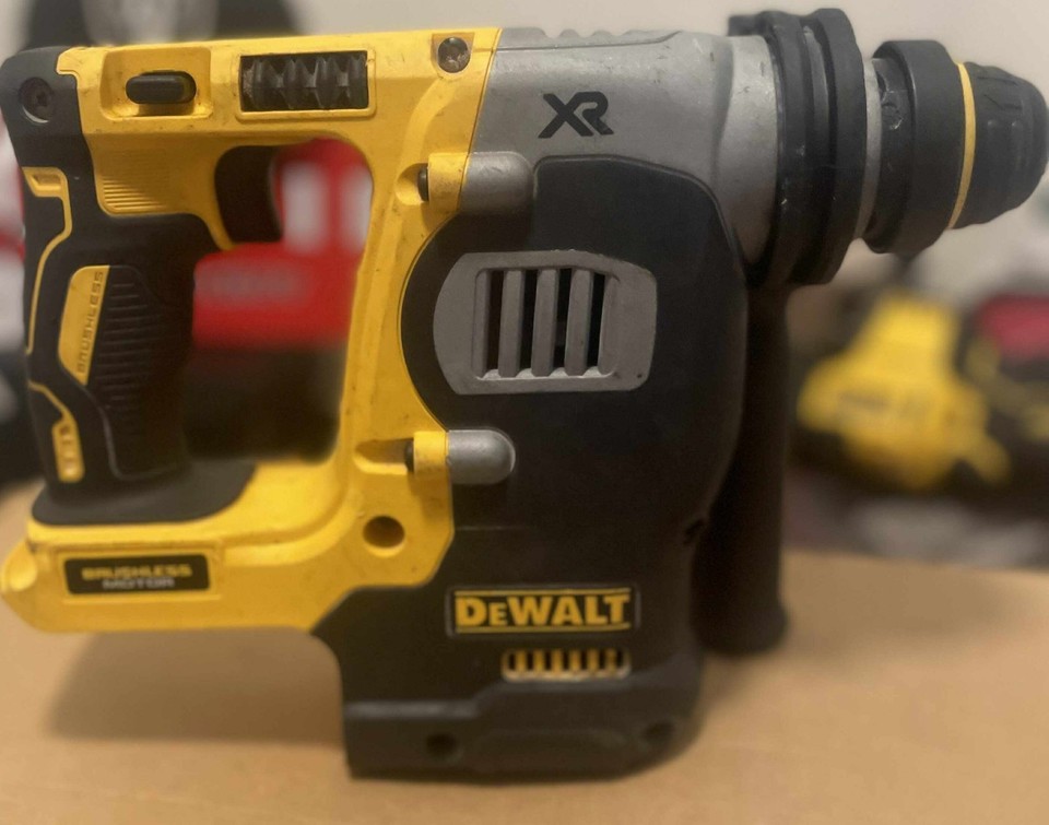 DEWALT DCH273 Li-Ion Battery Powered Rotary Hammer Drill (Tool Only ...