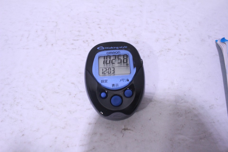 Omron Walking Style Dual Sensor Pocket Pedometer Model HJ-113 | eBay