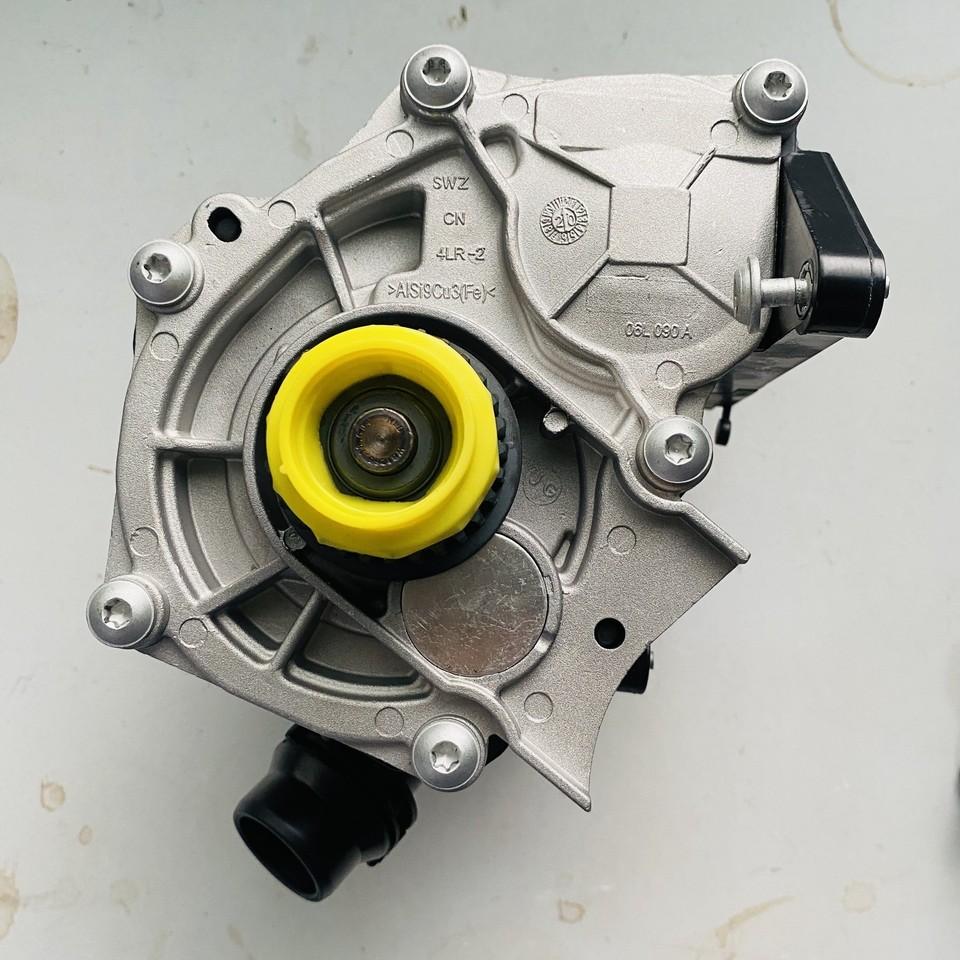 06H121026DD Bosch Water Pump Thermostat Housing For Audi A3 A4 A6 VW 1 ...