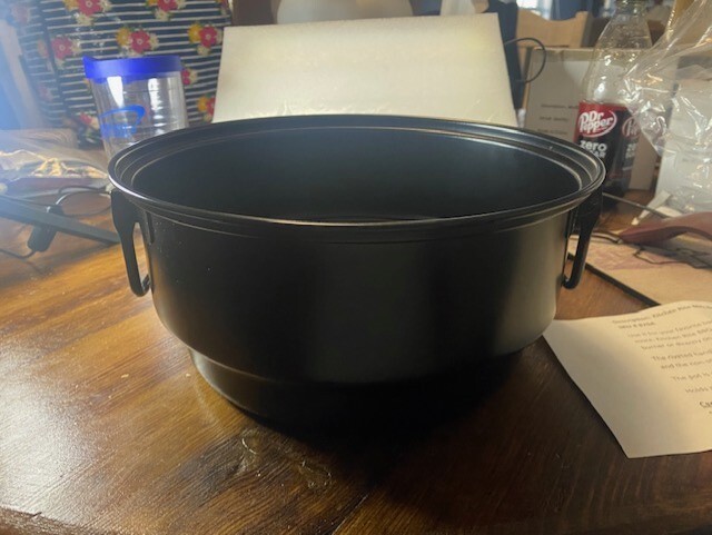 METAL KITCHEN RITE BBQ BEAN & SAUCE POT W 2 HANDLES. SIZE IS 10 ...