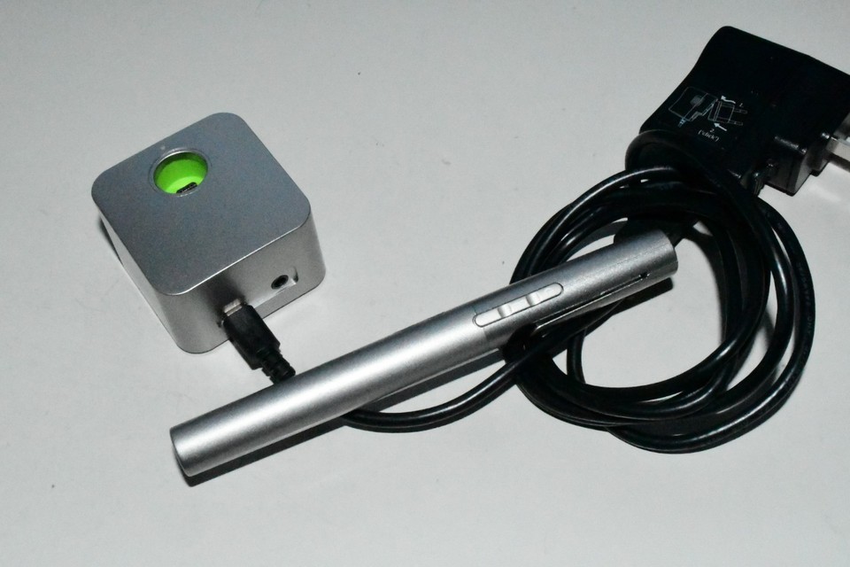 PHONAK ROGER FM PEN 1.1 WIRELESS MICROPHONE w Cable and Charger only 1c ...