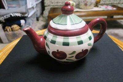 Large Ceramic Apple Tea Pot Green, White, Plaid Young's Exclusive 1999 ...