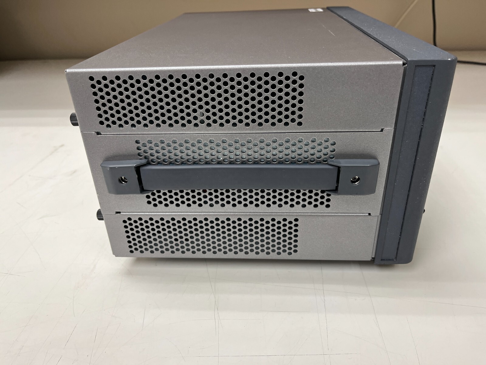 Keysight N6705C DC Power Analyzer Mainframe - International Society of ...