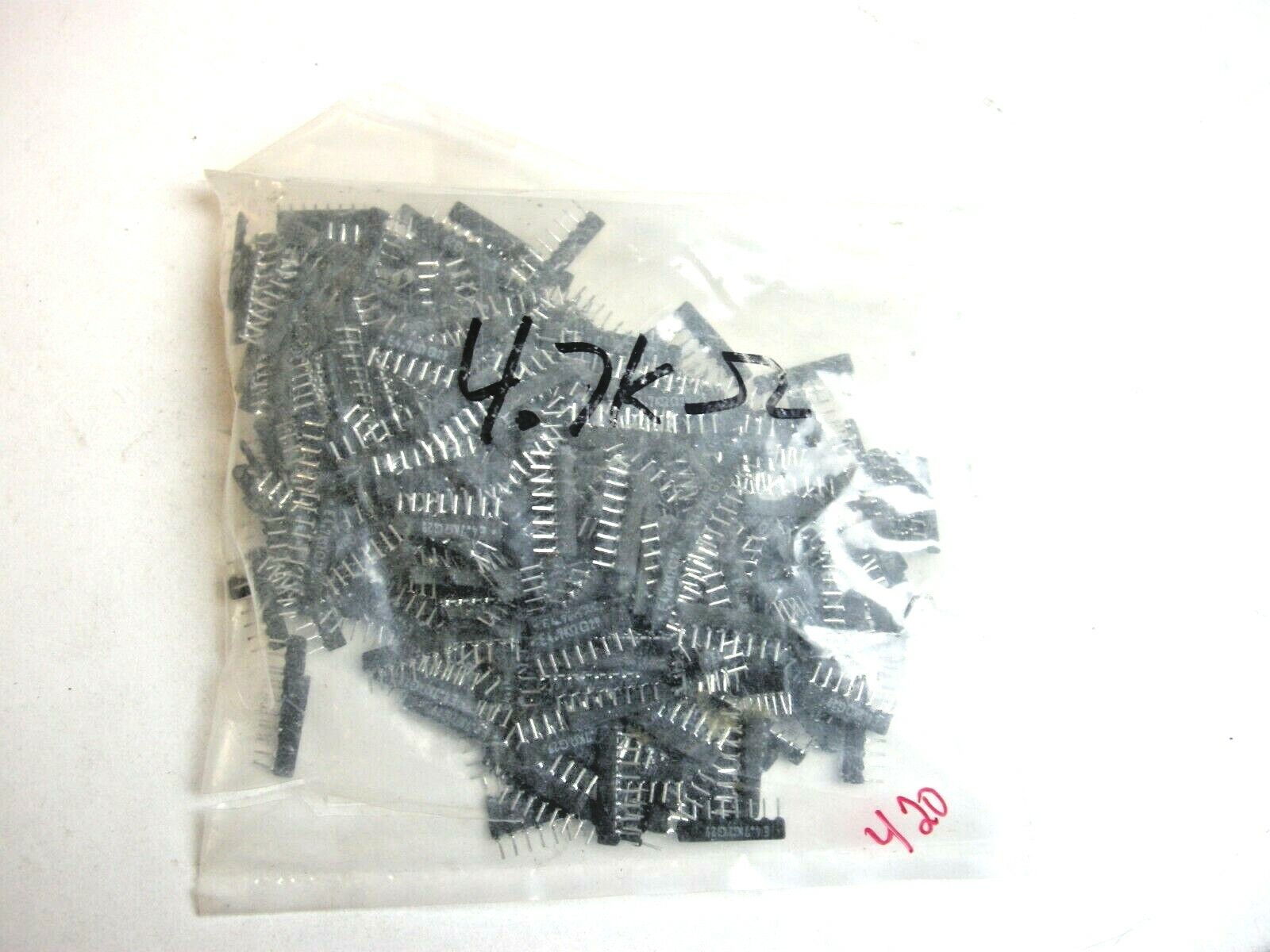 4.7K Ohm 8 Pin SIP (single inline package) Resistor (New Old Stock)(QTY ...