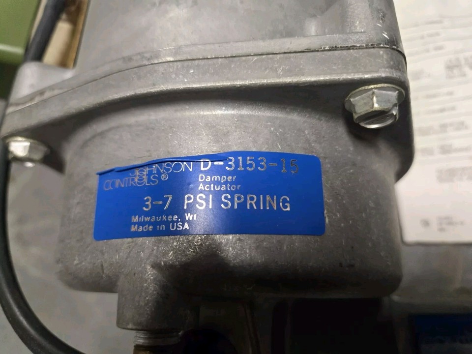 Johnson Controls D-3153-15 Pneumatic Damper Actuator 3-7psi W ...