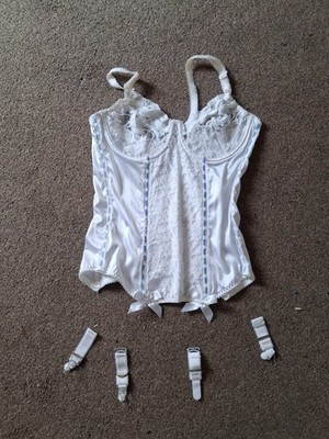White Floral Lacy Corset Burlesque Basque Bustier Shaper Overbust ...