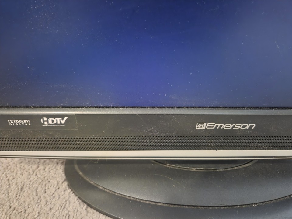 2008 19" Emerson LC195EM9 2 LCD TV Monitor High Definition NO REMOTE | eBay