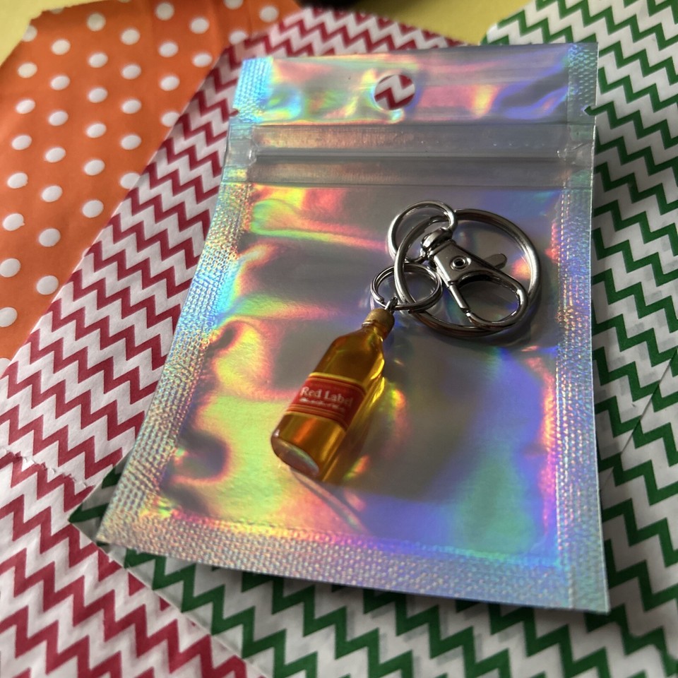 Novelty Johnnie walker Red label whisky 3D Bottle Keyring | eBay UK