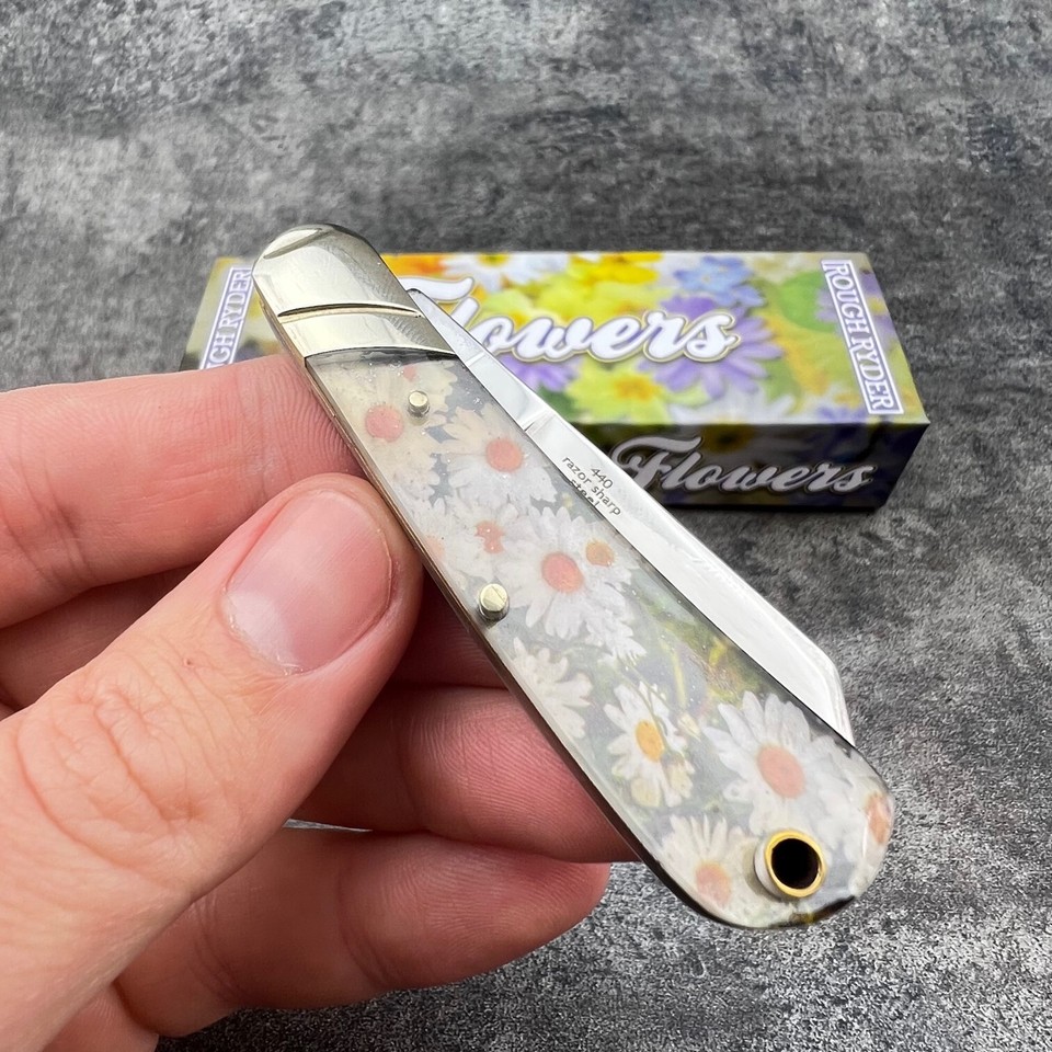 Rough Rider Daisy Flowers Cotton Sampler Traditional Folding Pocket ...