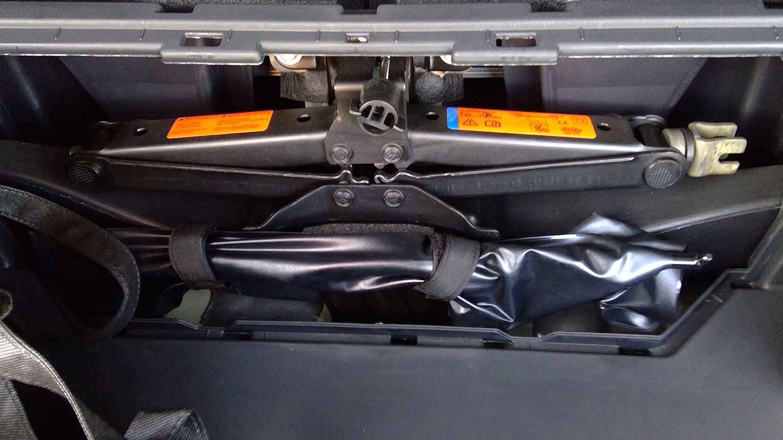 Jack Assembly NISSAN PATHFINDER 20 19 18 | eBay