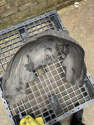 Mercedes C-Class W205 2014-2020 Rear Left Wheel Arch Splash Shield ...