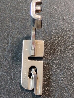 Vintage SINGER Narrow Rolled Hem Hem Foot Simanco 161195 Slant Shank | eBay