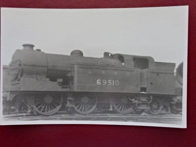 PHOTO LNER EX GNR CLASS N2 0-6-2T LOCO NO 69510 | eBay UK