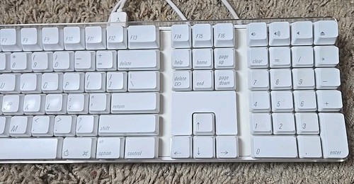 Genuine Apple A1048 English Wired Full Size USB Keyboard Num Pad Nice ...