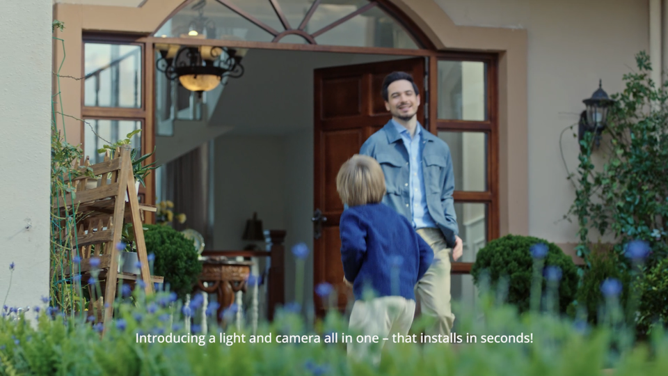 eufy Solar Wall Light Cam S120 Outdoor Security Camera 2K Spotlight IP65 |Refurb | eBay