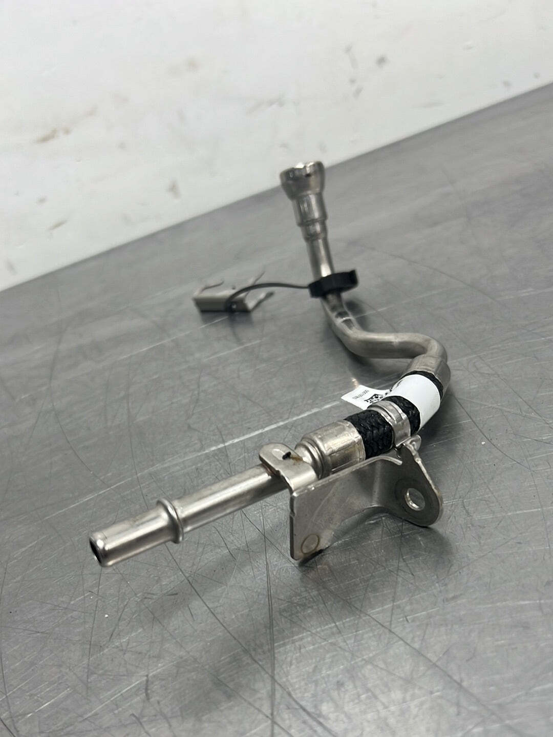 GEN V LT1 ENGINE FUEL FEED LINE 12703596 OEM #C87 | eBay