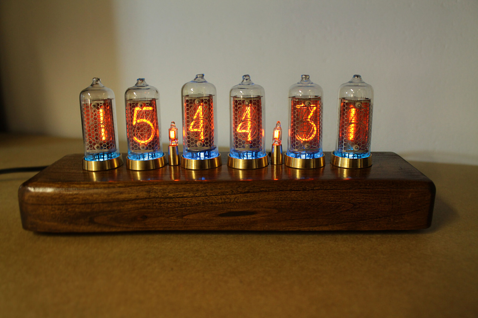 Nixie Tube Clock IN8-2table desk retro old vintage clock for bedroom | eBay