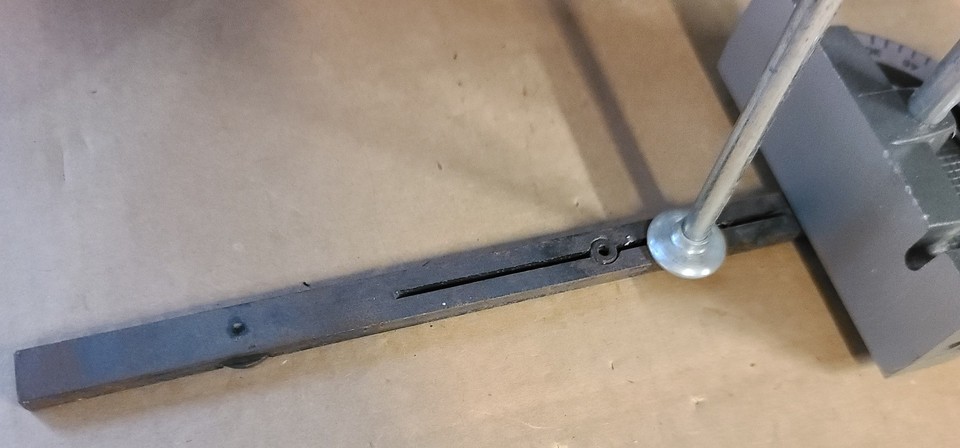 Shopsmith Miter Gauge w/ Hold-Down clamp & T-bar slot (2) Mark V 510/ ...