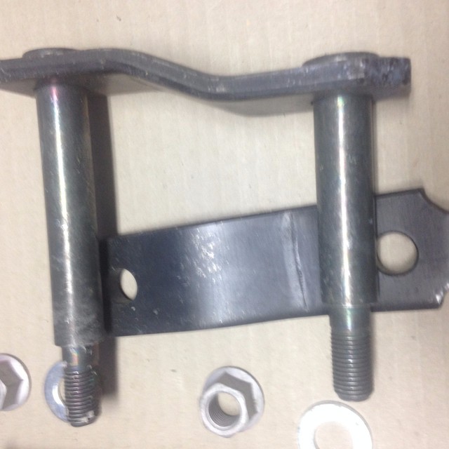 044830K050 Genuine Toyota 04483-0k050 Shackle Kit Rear Spring for sale ...