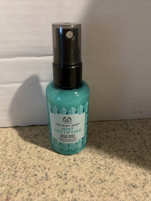 The Body Shop MINT Mattifying Face Mist Spray Hydrates Mattifies 60ml ...