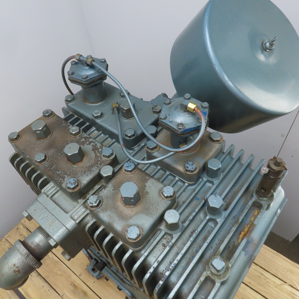 Quincy 390-12 Two Stage QR Piston Air Pump Compressor 1-7/8" Keyed ...